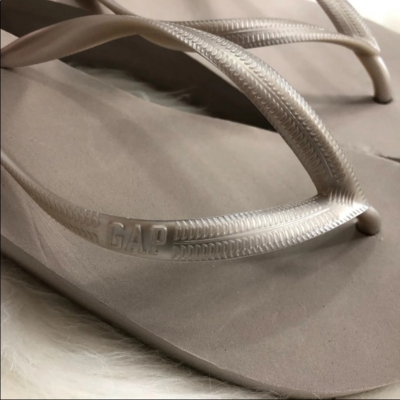 GAP | Shoes | Gap Slippers | Poshmark